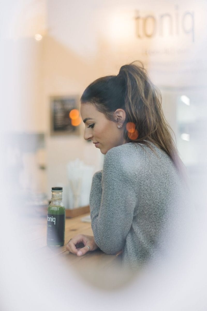 Toniq Canmore - SIMPLY TIRA